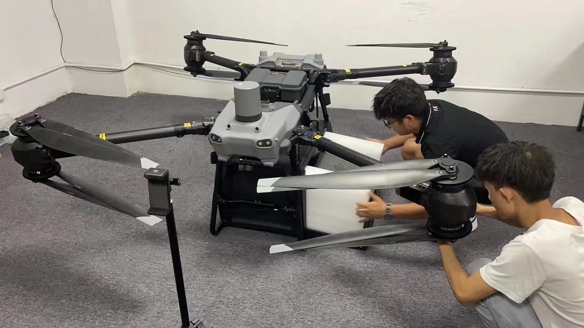 无人机快递大疆运载DJI FlyCart 30-环保在线